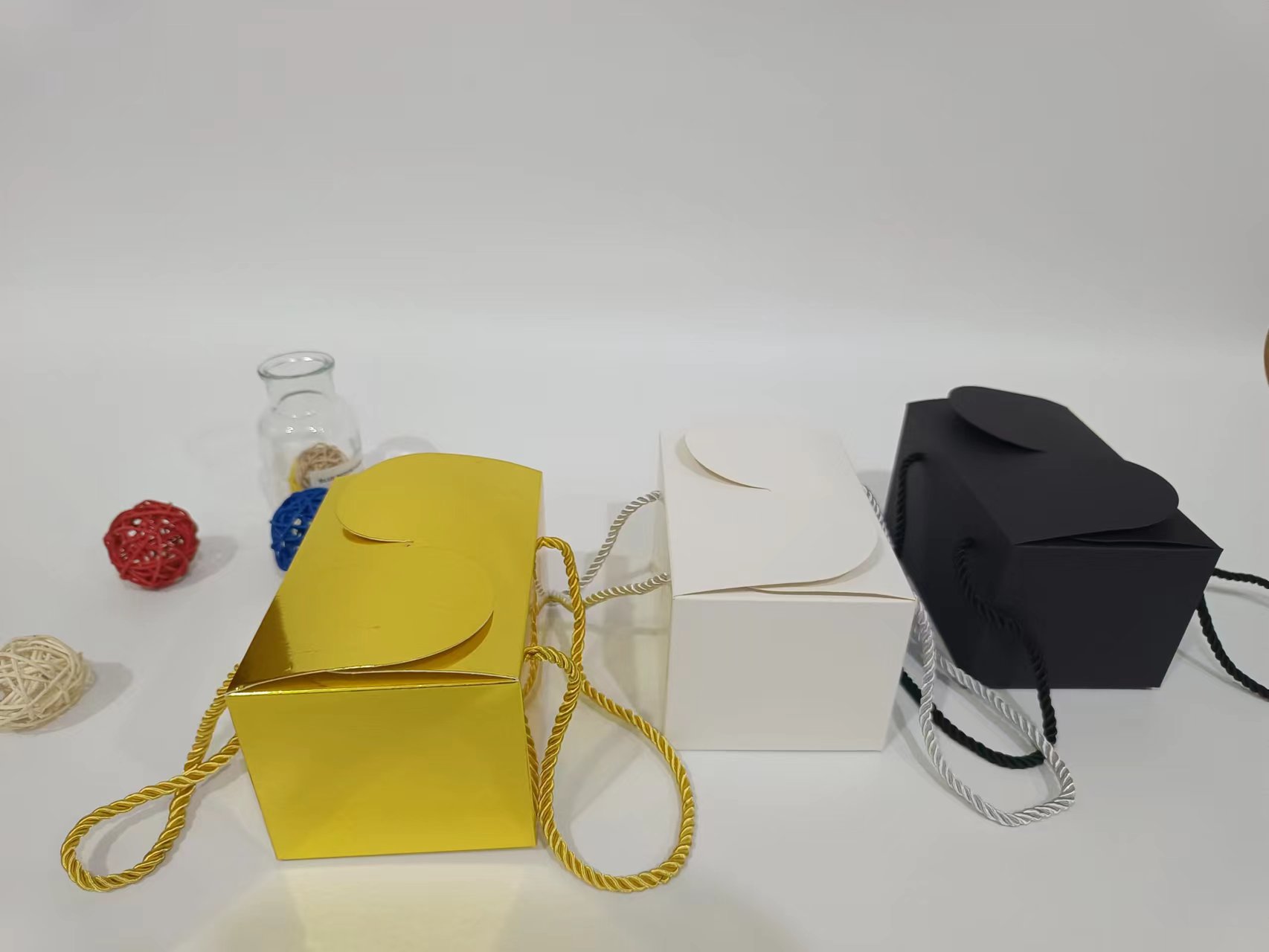 Flip Cover Packaging Box with Handle 6pcs/pk - Be Favored Shop