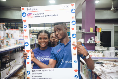 About Us - Befavored